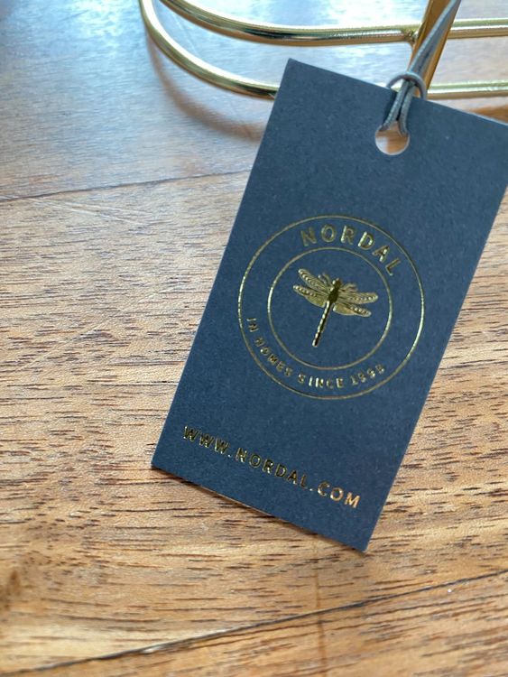 Regal mit schönem Design / Messing Gold lackiert (Gebraucht) in Thalwil ...