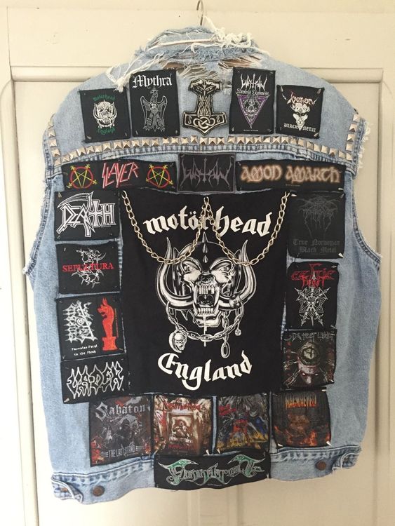 Metal-Kutte mit Patches/Nieten (Gebraucht) in Gordola für CHF 50 – mit ...