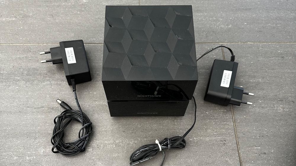 Netgear Nighthawk Mesh WiFi 6 Router MR60 + Satellite MS60 (Gebraucht ...