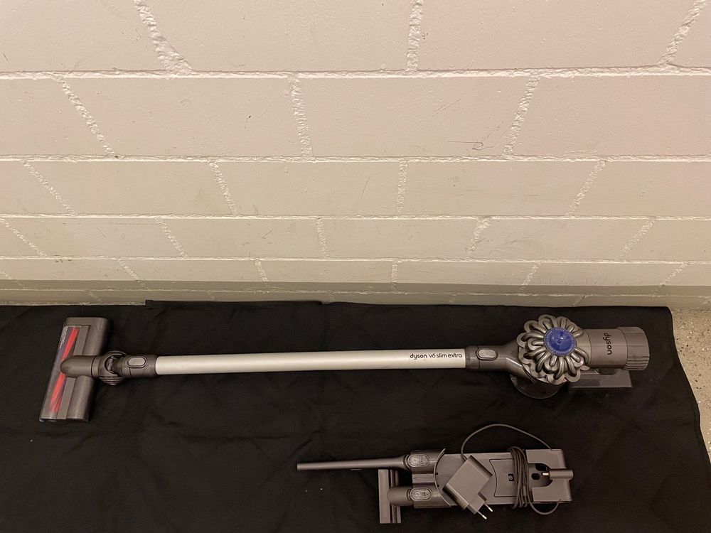Dyson V6 slim extra Handstaubsauger (Gebraucht) in Lausen für CHF 109 ...