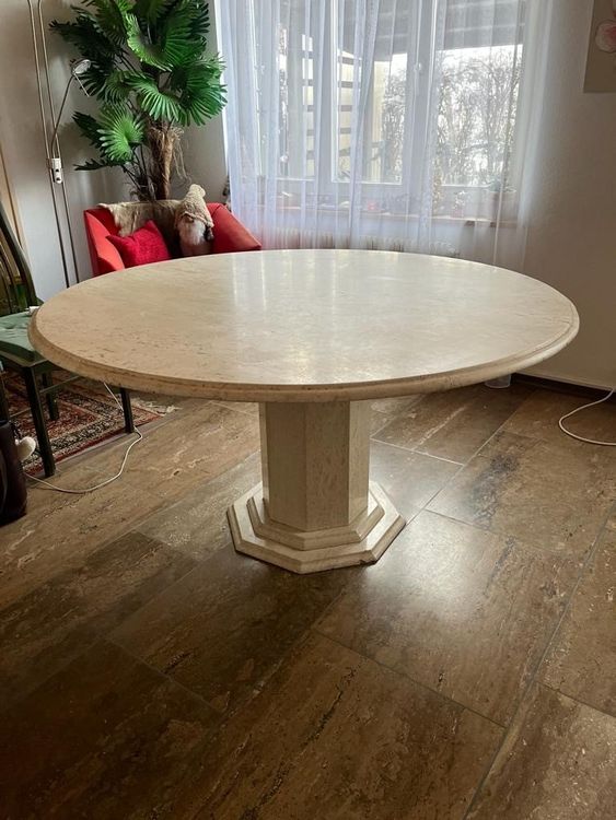 Elegantes Travertin Tisch Rund Bild