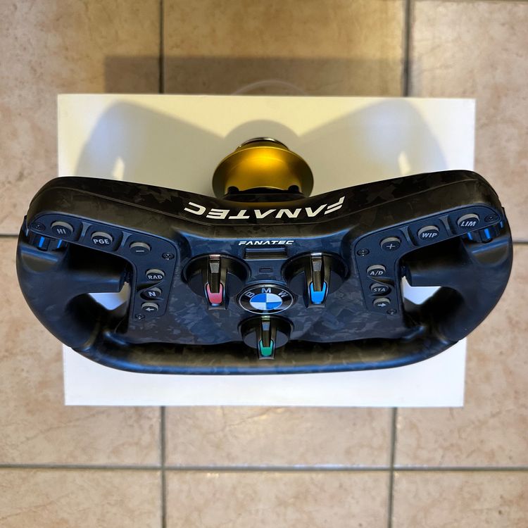 Fanatec BMW M4 GT3 sim racing wheel (Gebraucht) in Riazzino für CHF 709 ...