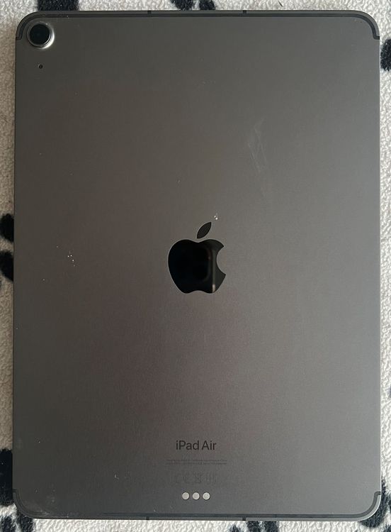 iPad Air (5th Generation), Wi-Fi + Cellular, 64GB (Gebraucht) in ...