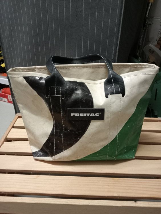 Freitag Donna (Gebraucht) in Romanshorn für CHF 80 – mit Lieferung auf ...