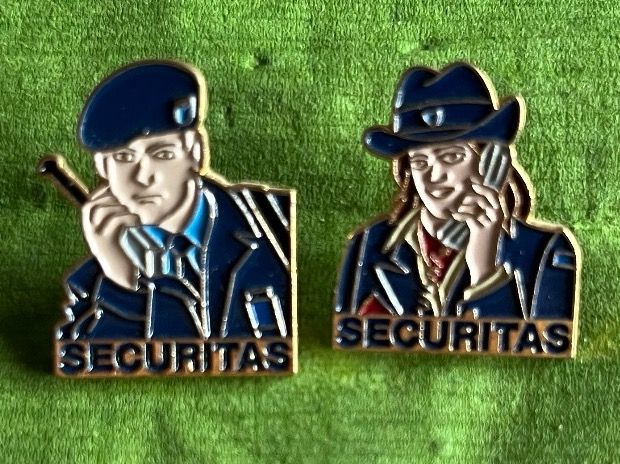 2 x Securitas Pin (Gebraucht) in Itingen für CHF 4 – mit Lieferung auf ...