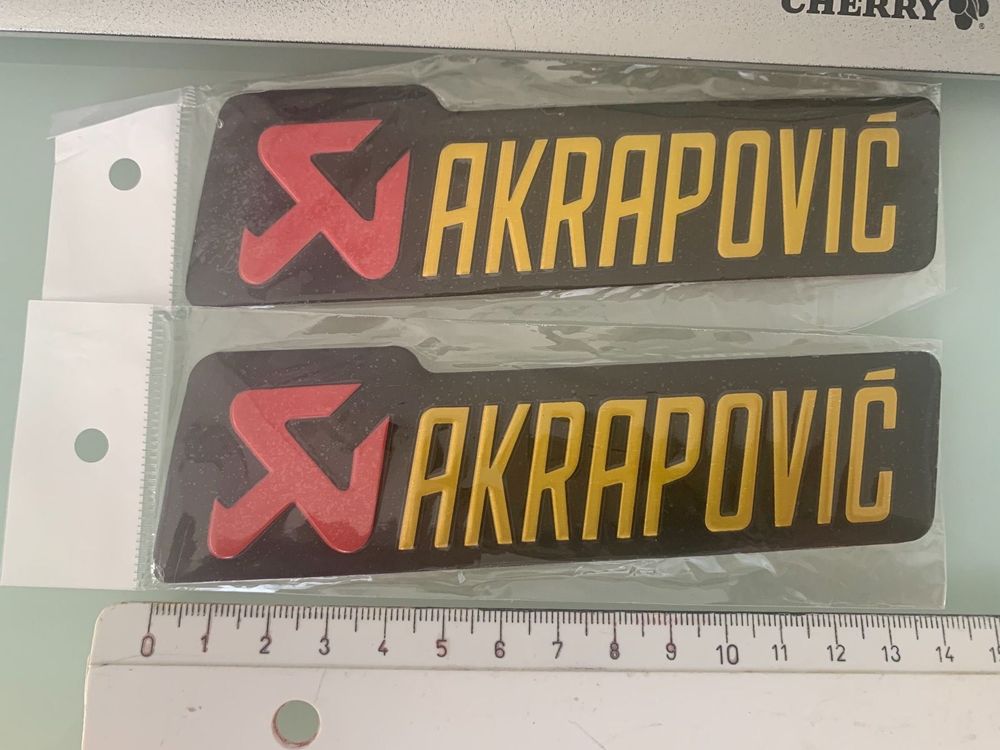 Akrapovic Logo Aufkleber 2 Stk. | Kaufen auf Ricardo