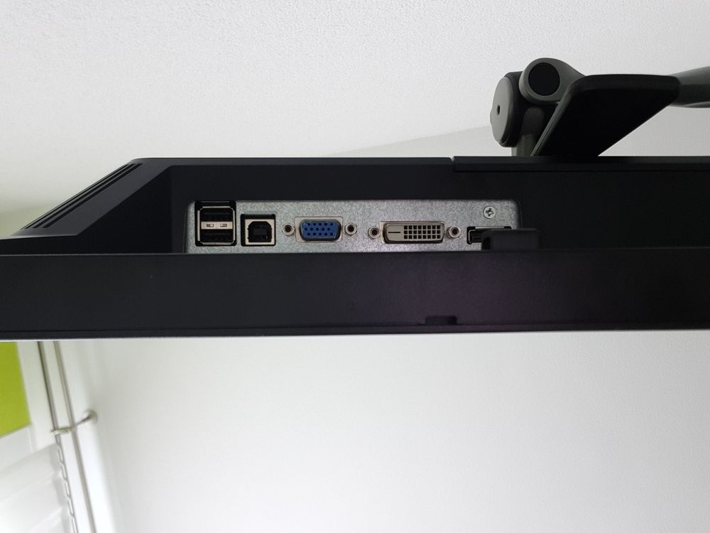 24 Zoll HP Monitor Z24 | Kaufen auf Ricardo