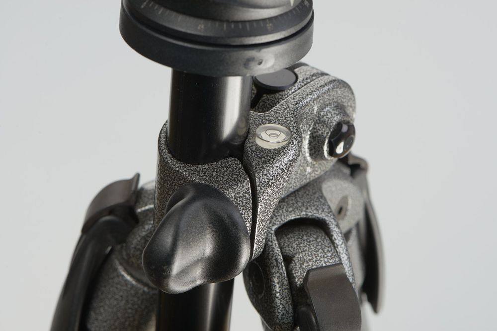 Gitzo Stativ G2220 mir Arca Typ Vanguard BBH-200 Kopf | Kaufen auf Ricardo