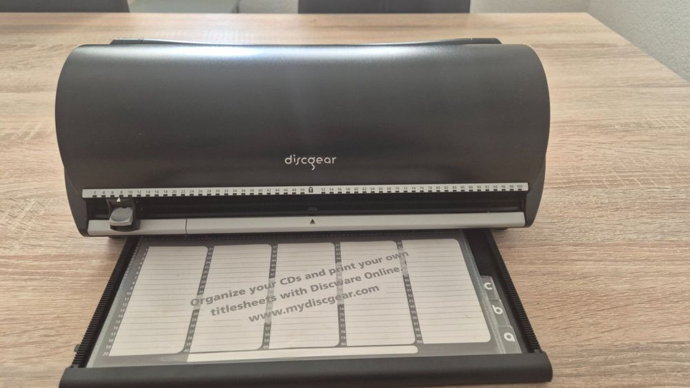 Discgear für 100 CD/DVD mit 80 Original Musik CDs (Gebraucht) in ...