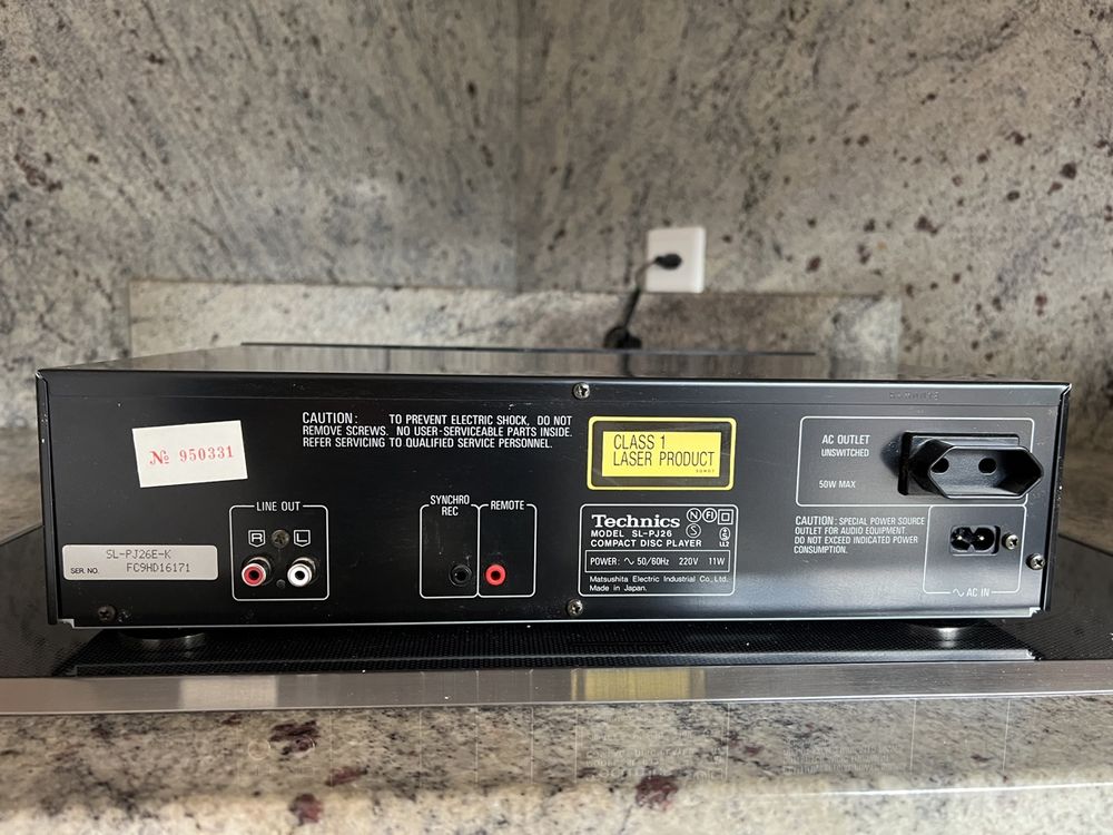 Technics POWER COMPACT DISC PLAYER SL-PJ26 (Defekt) in für CHF 1 – mit ...
