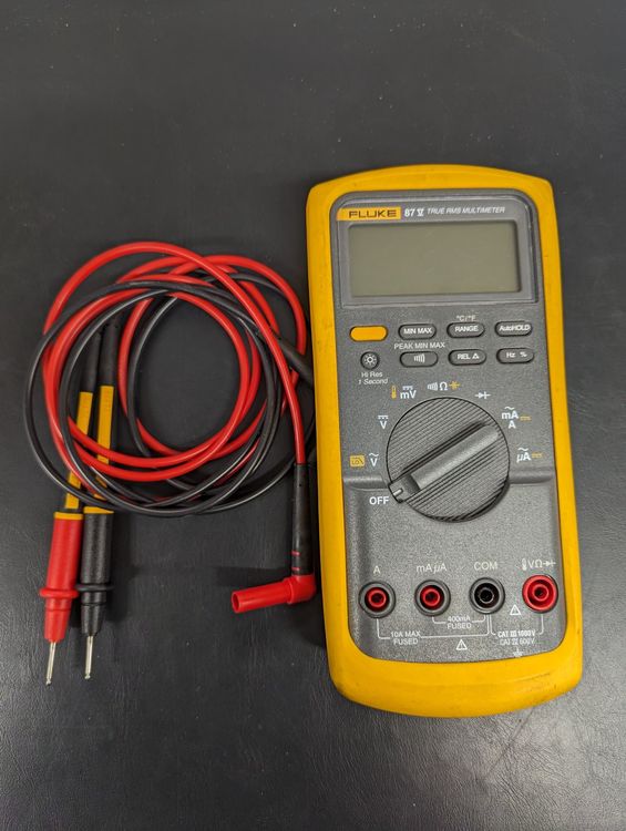 Fluke 87V Multimeter inkl. Messleitungen | Kaufen auf Ricardo