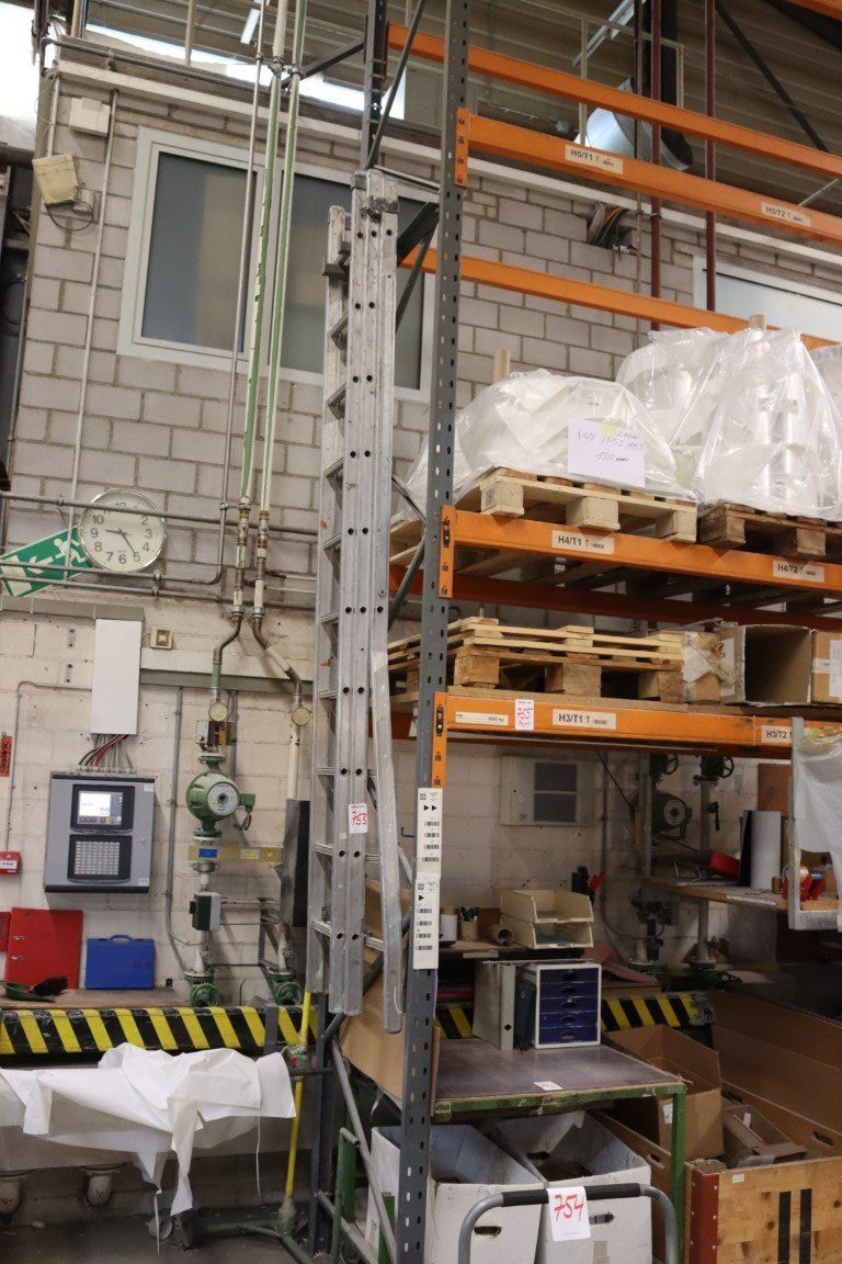 3-fache Alu Auszugsleiter ( Lot 753) Standort 5605 Dottikon (Gebraucht ...