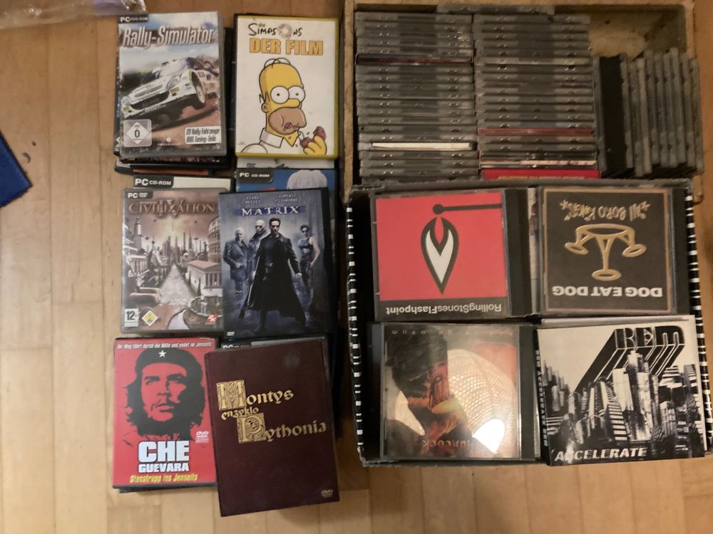 CD DVD Games guter Zustand (Gebraucht) in Zürich für CHF 50 – nur ...
