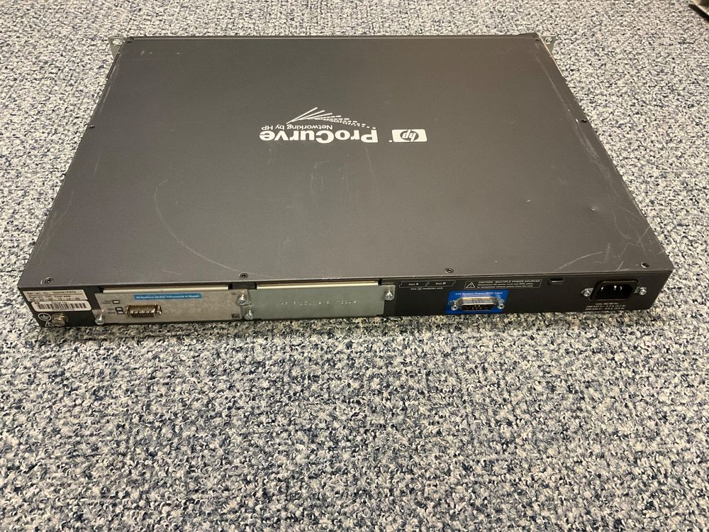 HP 2910al-24G, 24x 1GBit + 10GBit Interconnect-Modul (Gebraucht) in ...