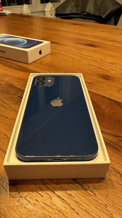 iPhone 12 64GB blau in Top Zustand | Kaufen auf Ricardo