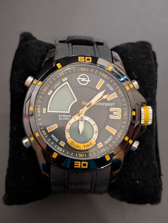 Opel Motorsport Uhr (Gebraucht) in Mels für CHF 12 – mit Lieferung auf ...