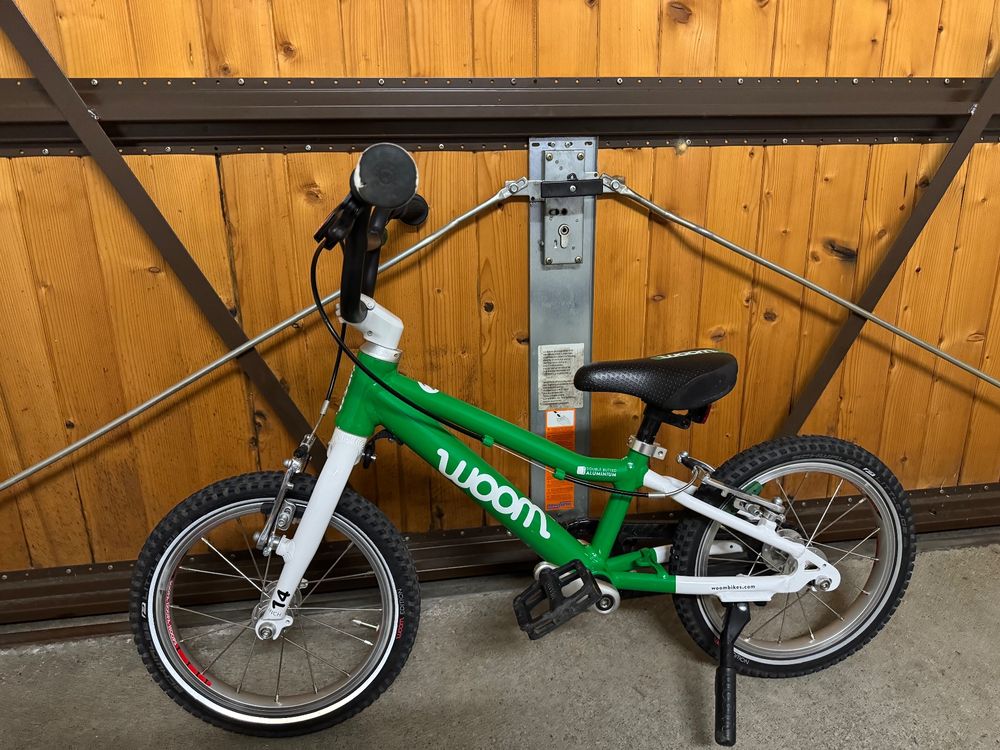 Woom 2 Kinderfahrrad grün weiss 14 Zoll (Gebraucht) in Uetliburg SG für CHF 320 – nur Abholung ...