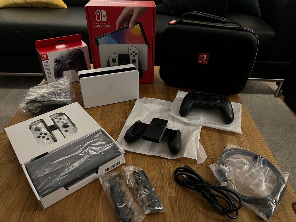+ NINTENDO SWITCH OLED SET PRO CONTROLLER CASE WIE NEU + (Neu (gemäss ...