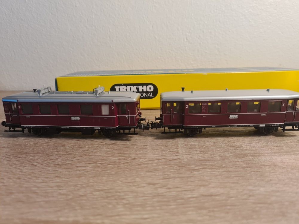 Trix 2470 Dieseltriebwagen Lok H0 (Gebraucht) in für CHF 79 – mit ...