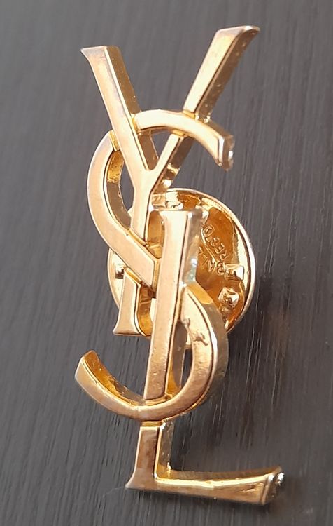 Pins Yves Saint Laurent. (Gebraucht) in Lausanne für CHF 111 – mit ...
