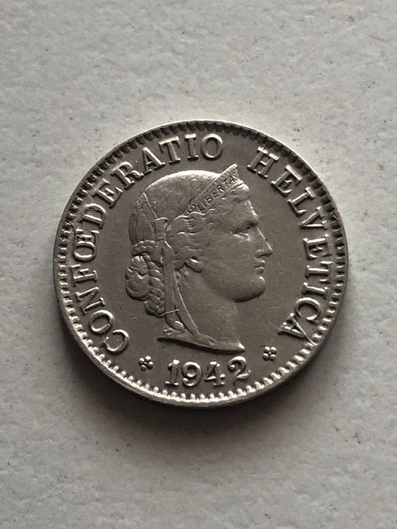 Abart 5 Rp. 1942 mit Stempelrissen (Gebraucht) in Schötz für CHF 2.5 – mit Lieferung auf Ricardo ...