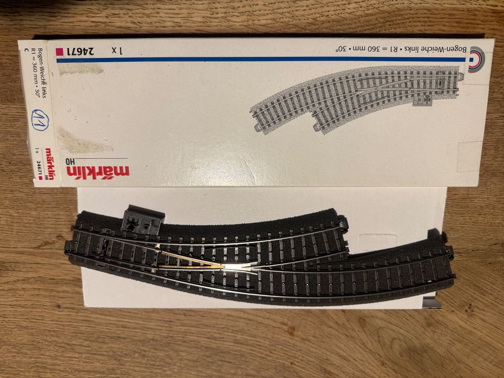 2Stk. Märklin 24671 Bogenweiche li + Antrieb und Decoder (Gebraucht) in ...