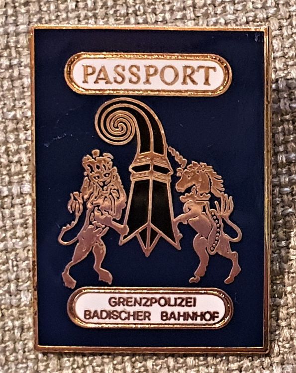 M494 - Pin Passport Basel Grenz Polizei Badischer Bahnhof | Kaufen auf Ricardo