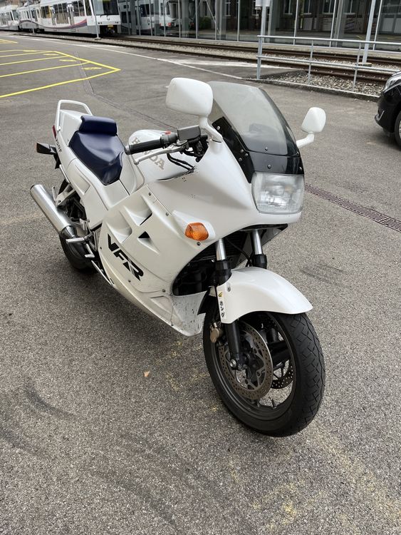 Honda VFR 750 F RC24 | Kaufen auf Ricardo