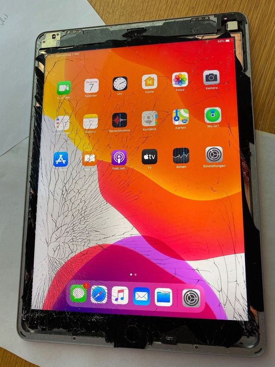 iPad Air 2 voll intakt (Glas gerissen) (Defekt) in Chur für CHF 16 ...
