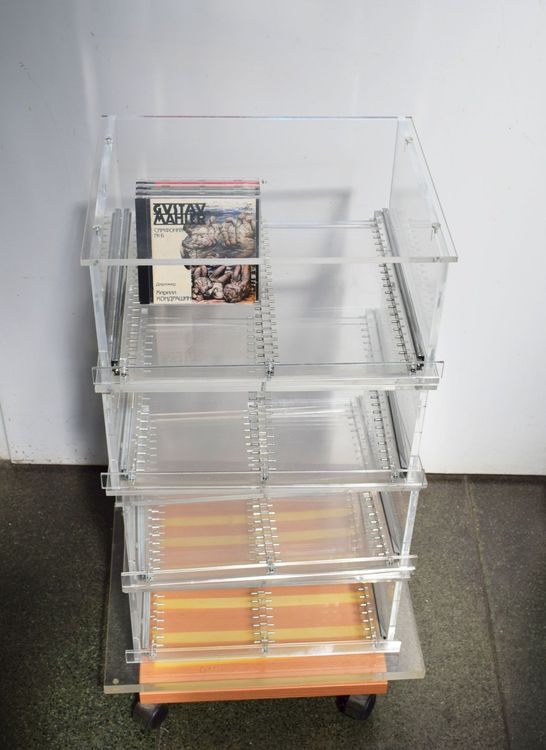 Praktischer CD-Ständer Acryl, rollbar, Stauraum für 160 cd (Gebraucht ...