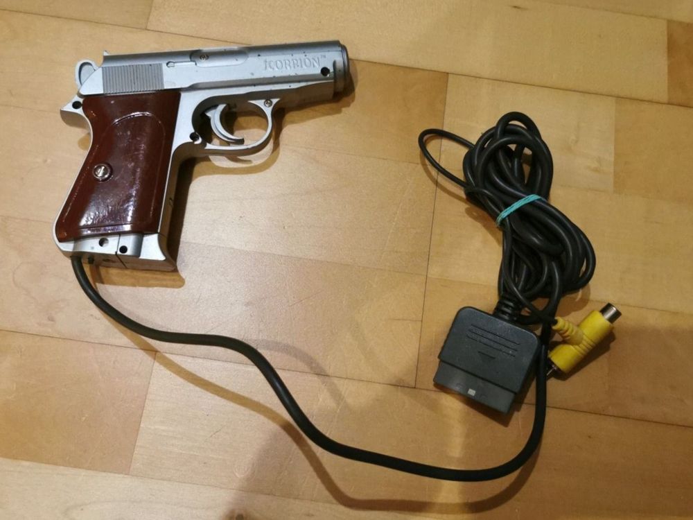PS1 Scorpion Light Gun | Kaufen auf Ricardo