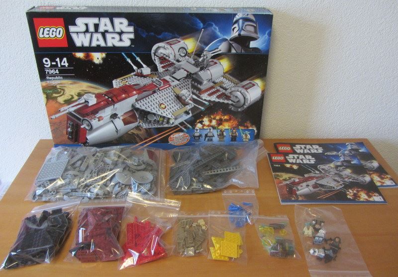LEGO Star Wars 7964 " Republic Frigate " (Gebraucht) in Kreuzlingen für ...