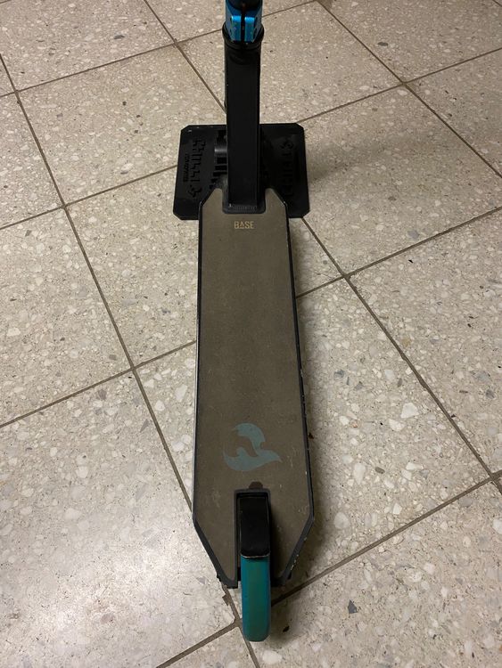 Chilli Base Scooter (Gebraucht) in Zürich für CHF 58.5 – mit Lieferung ...