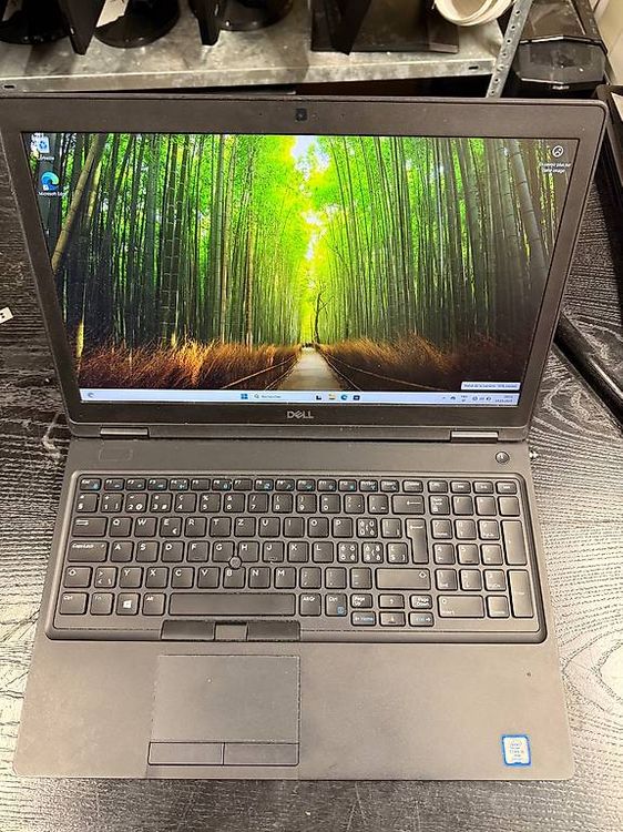 Dell Latitude 5590 i5-8350U 8Go RAM 256Go SSD (Gebraucht) in Romanel-s ...