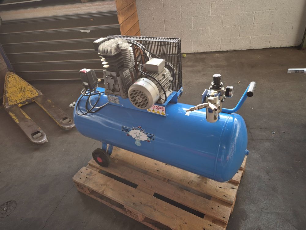 TOOL AIR Kompressor 200 L (Gebraucht) in gossau für CHF 700 – nur Abholung auf Ricardo kaufen