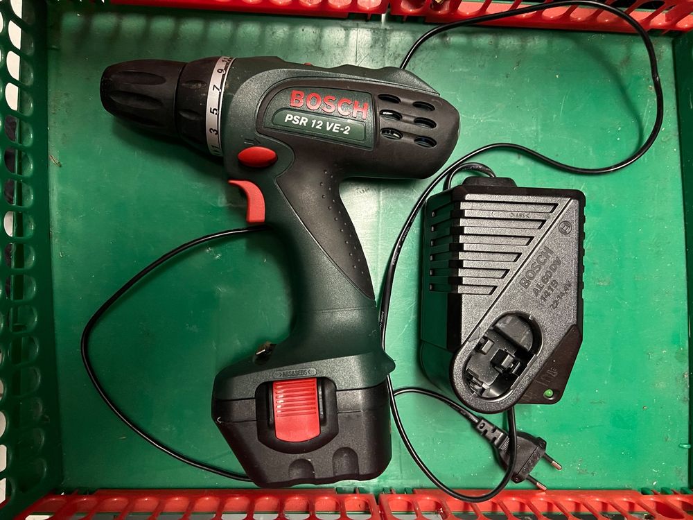 Bosch PSR 12 VE-2 Bohrmaschine mit Ladegerät und Akku (Gebraucht) in ...