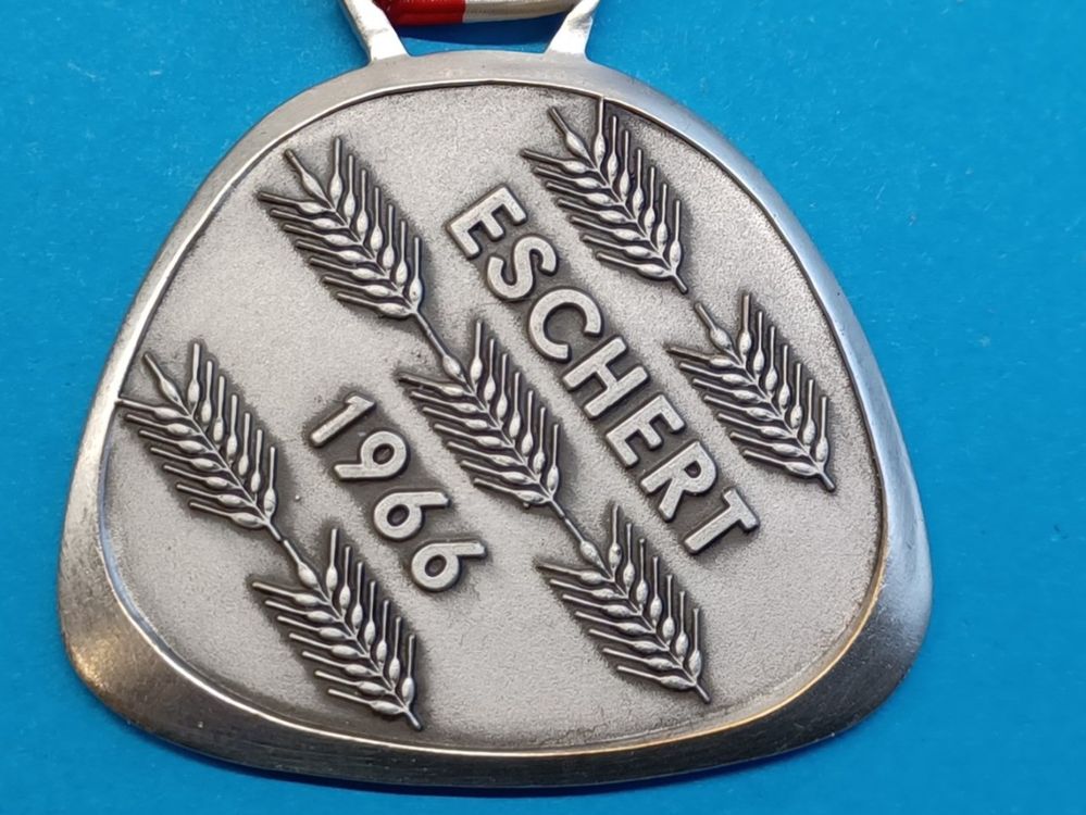 Eschert 1966 (x547) | Kaufen auf Ricardo