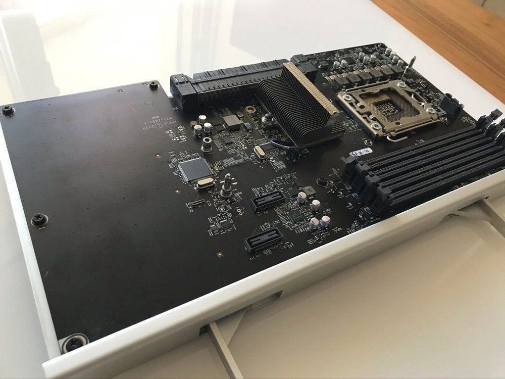 Mac Pro 4.1 CPU tray - DEFECT | Kaufen auf Ricardo
