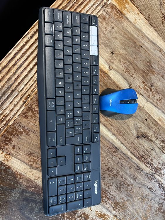 Clavier Logitech +mouse trust (Gebraucht) in Mont sur Rolle für CHF 10 ...