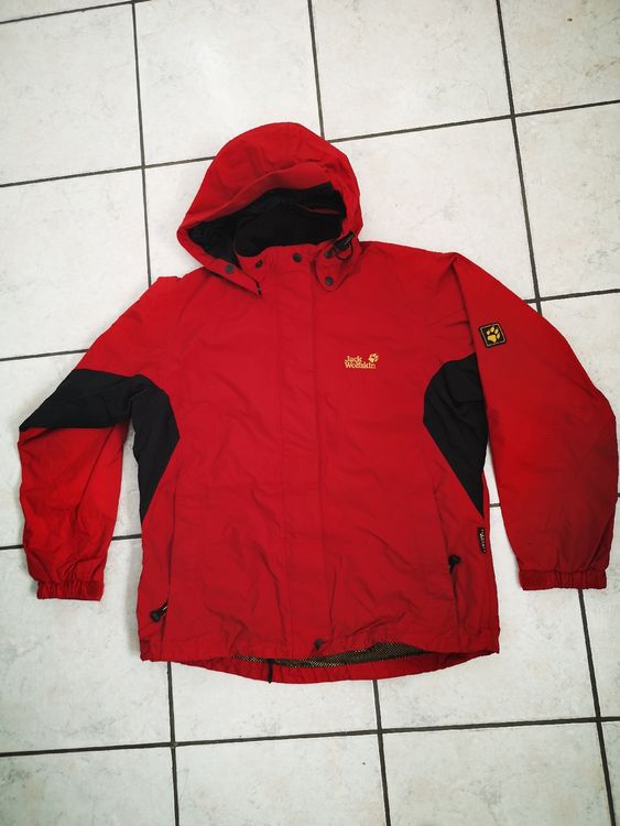 Jack Wolfskin Regen Jacke Texapore, rot schwarz gr. M (Gebraucht) in Sevelen für CHF 34 – mit ...