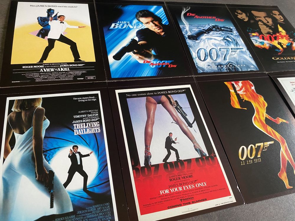 007 - James Bond Movie Poster Postcard By Eon Productions (Gebraucht ...