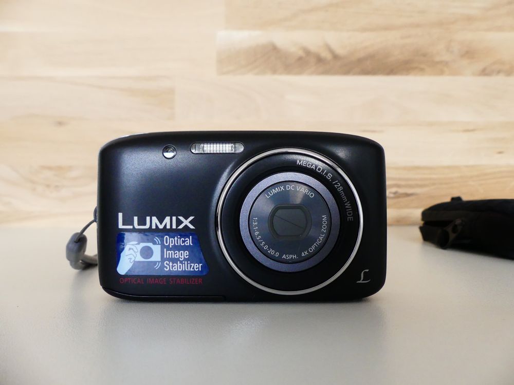 Panasonic Lumix DMC-S2 14MP Digitalkamera Leica Linse (Gebraucht) in ...