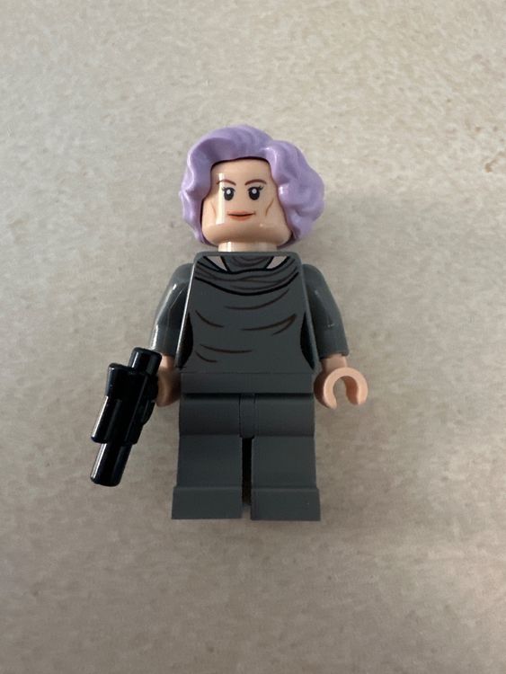 Lego Minifigure Star Wars Vice Admiral Holdo ( sw0863) (Gebraucht) in ...