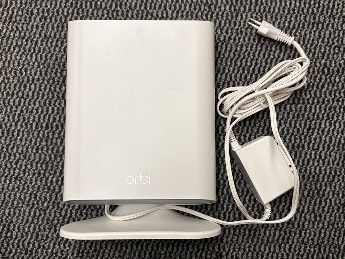 Netgear Orbi WLAN Outdoor Repeater RBS50Y - Top Zustand! (Neu (gemäss ...