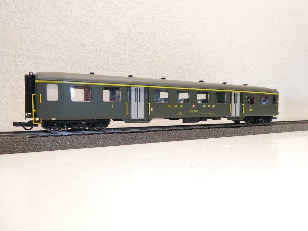 Liliput Personenwagen SBB 1.Kl. 030-5 HO L388884 (V) (Gebraucht) in Luzern für CHF 14.9 – mit ...