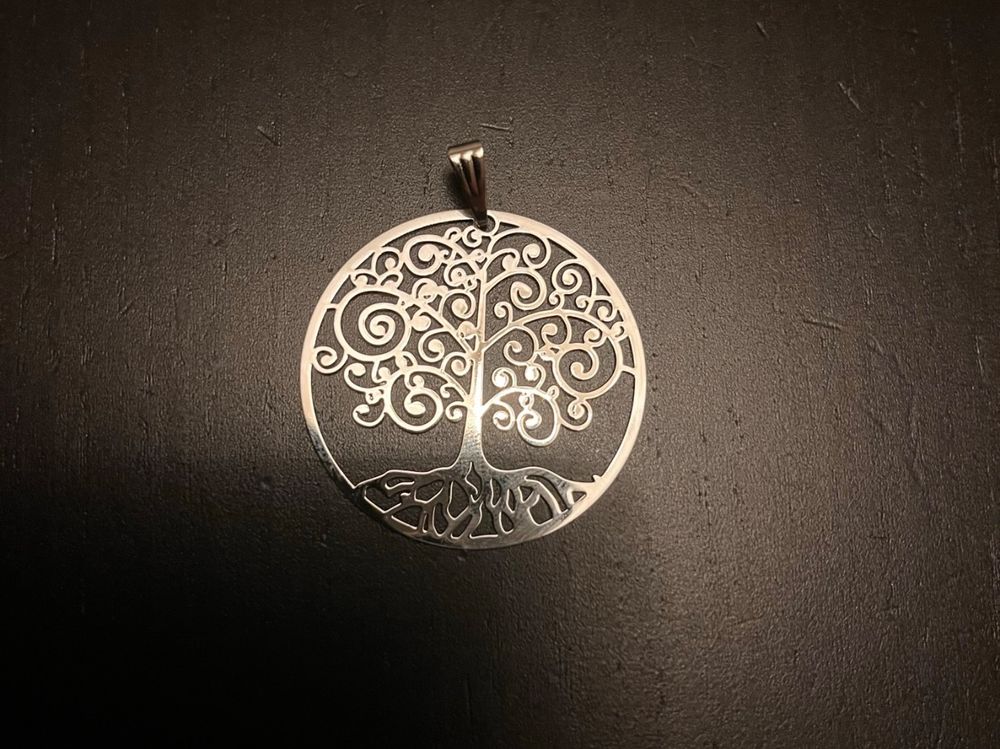 Amulett/ Anhänger Baum des Lebens (Neu (gemäss Beschreibung)) in Gams für CHF 5 – mit Lieferung ...