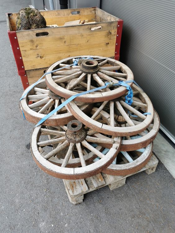 Antike Wagenräder aus Holz - Vintage Deko (Gebraucht) in Gerlafingen ...