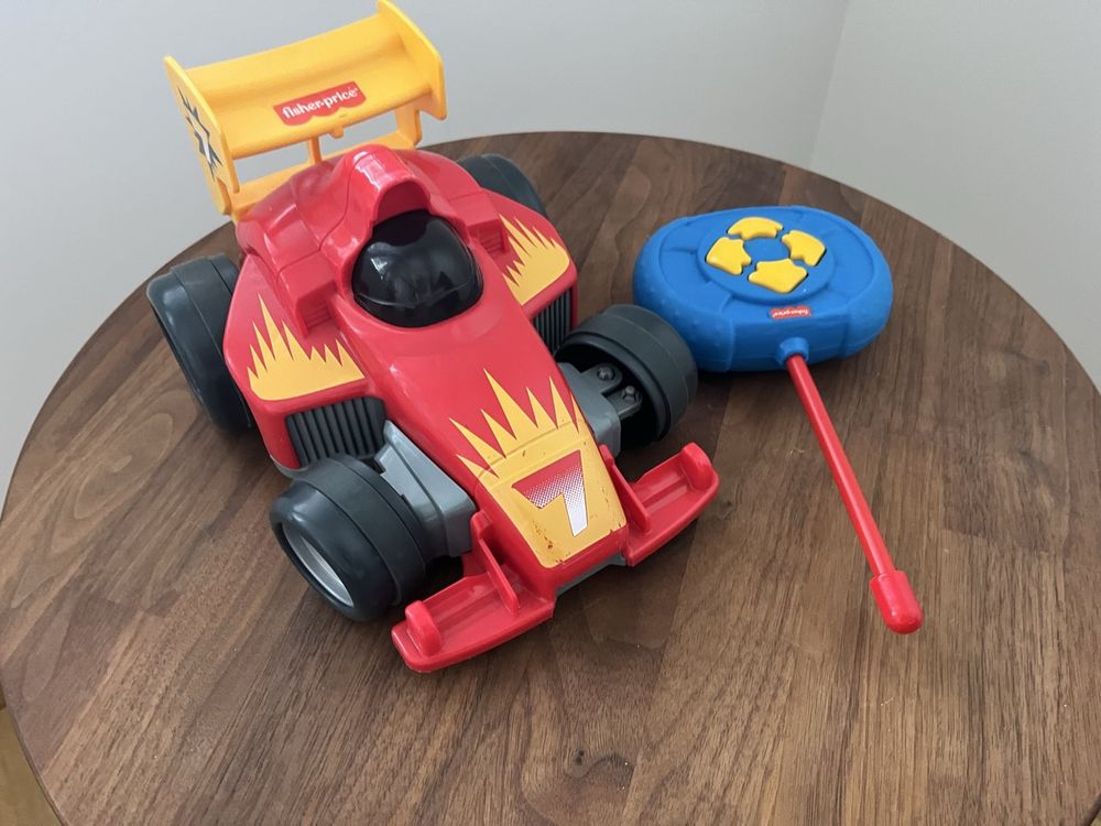 Fisher Price Rennauto