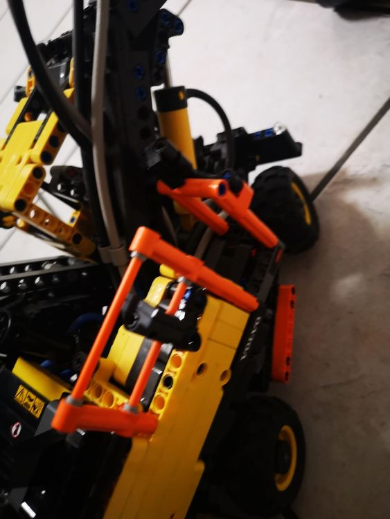 Lego technic 42053 volvo EW160E mit Bauanleitung | Kaufen auf Ricardo