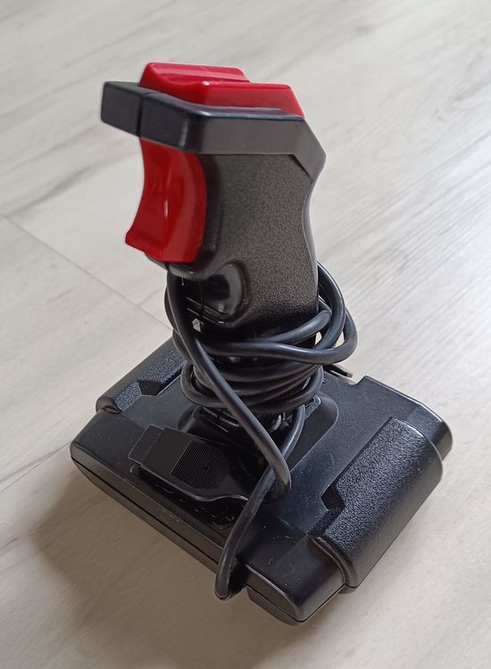 Joystick Atari/Amiga QuickShot 2 BROKEN | Kaufen auf Ricardo